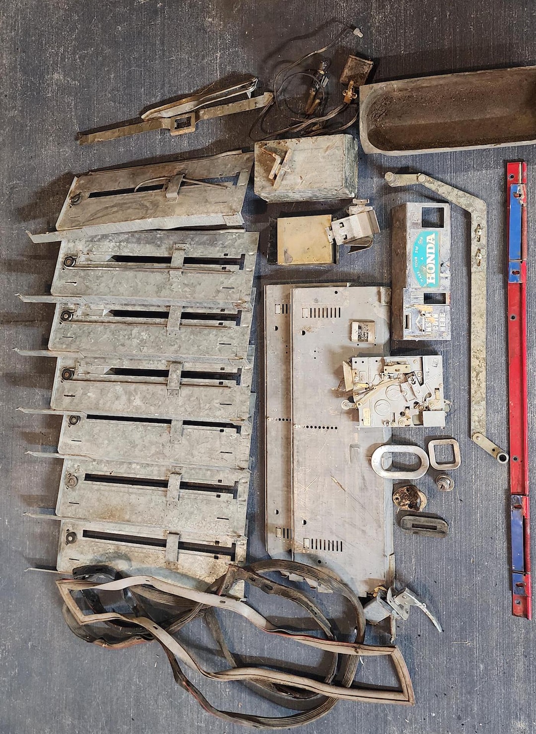 Coca Cola 1950s H81D Vending Machine Parts Lot - Etsy
