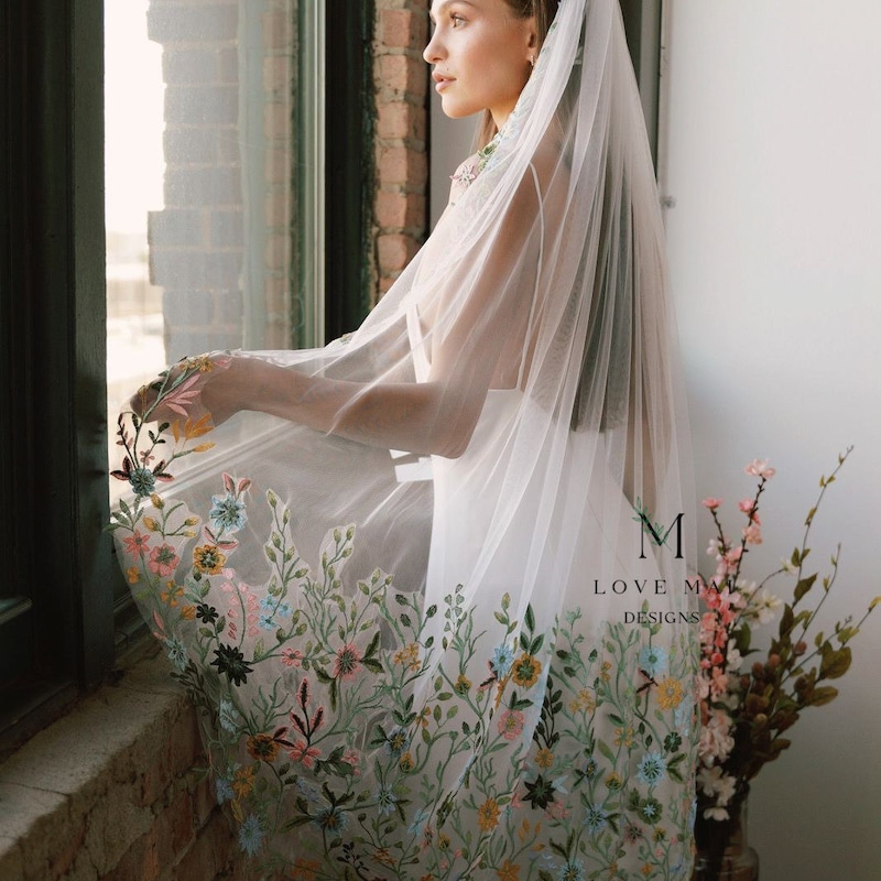 Floral Embroidered Veil - Etsy