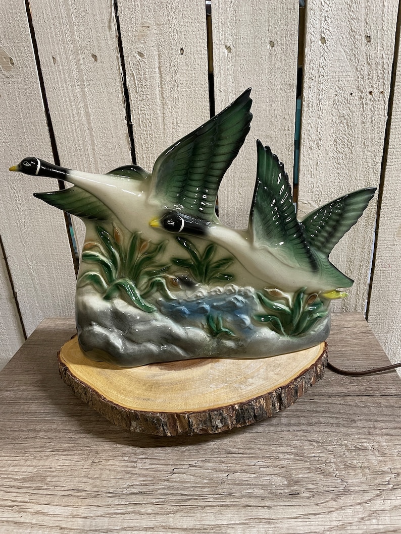 Flying Geese 1950s Ceramic Table Lamp Tested - Etsy