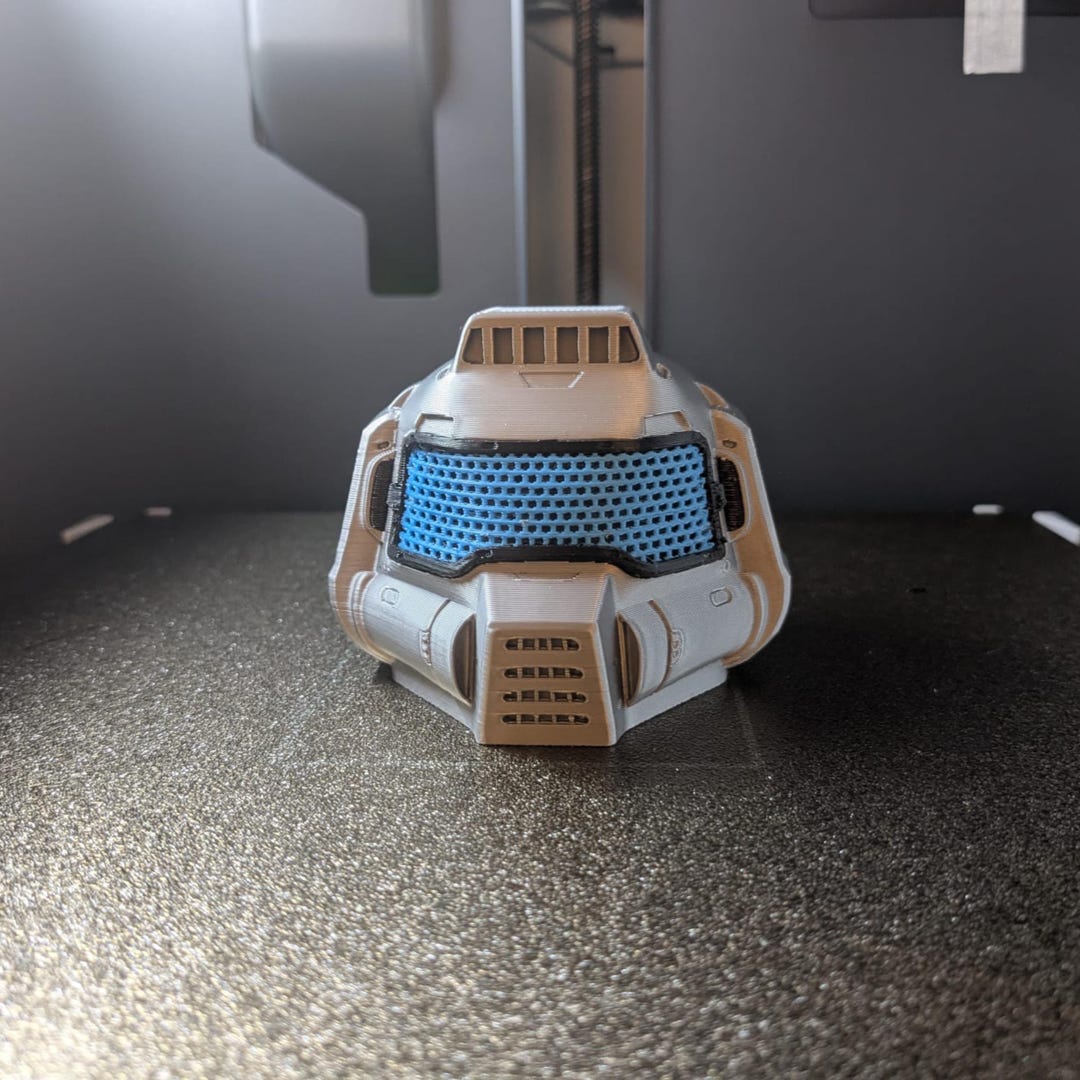Mini Classic Doom Guy Helmet – 3D Printed Retro Gaming Shelf Ornament ...
