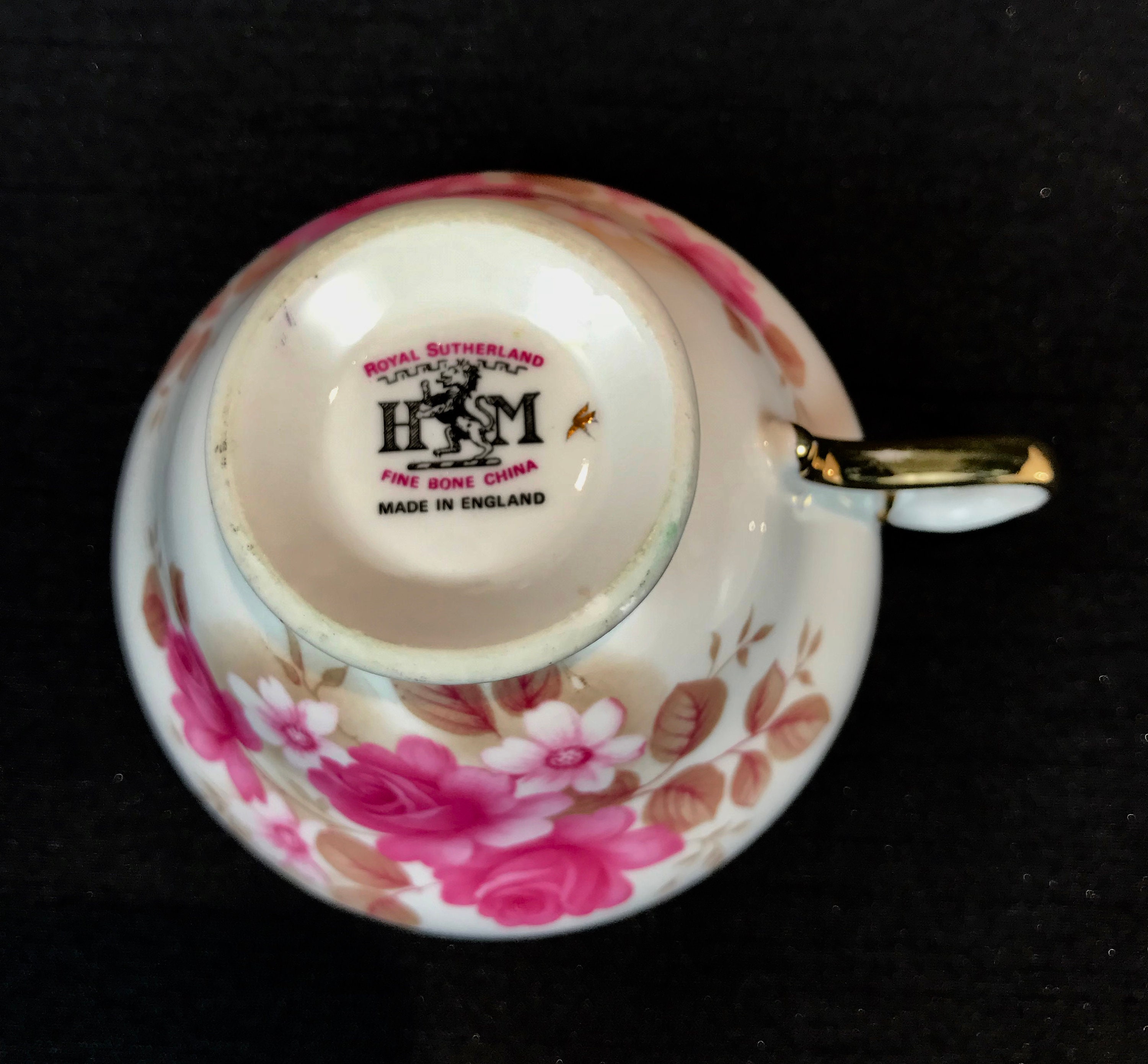 ROYAL SUTHERLAND Fine Bone China Teacup & Saucer Made in England Pink ...