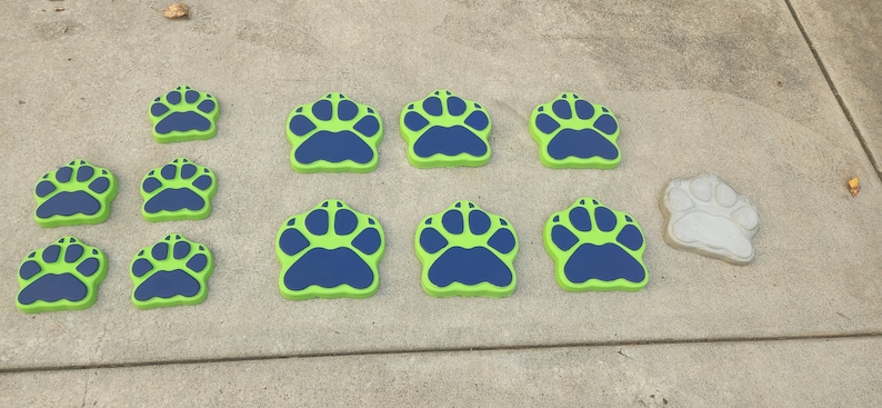 Paw Paver Small - Concrete Stepping Stone - Etsy