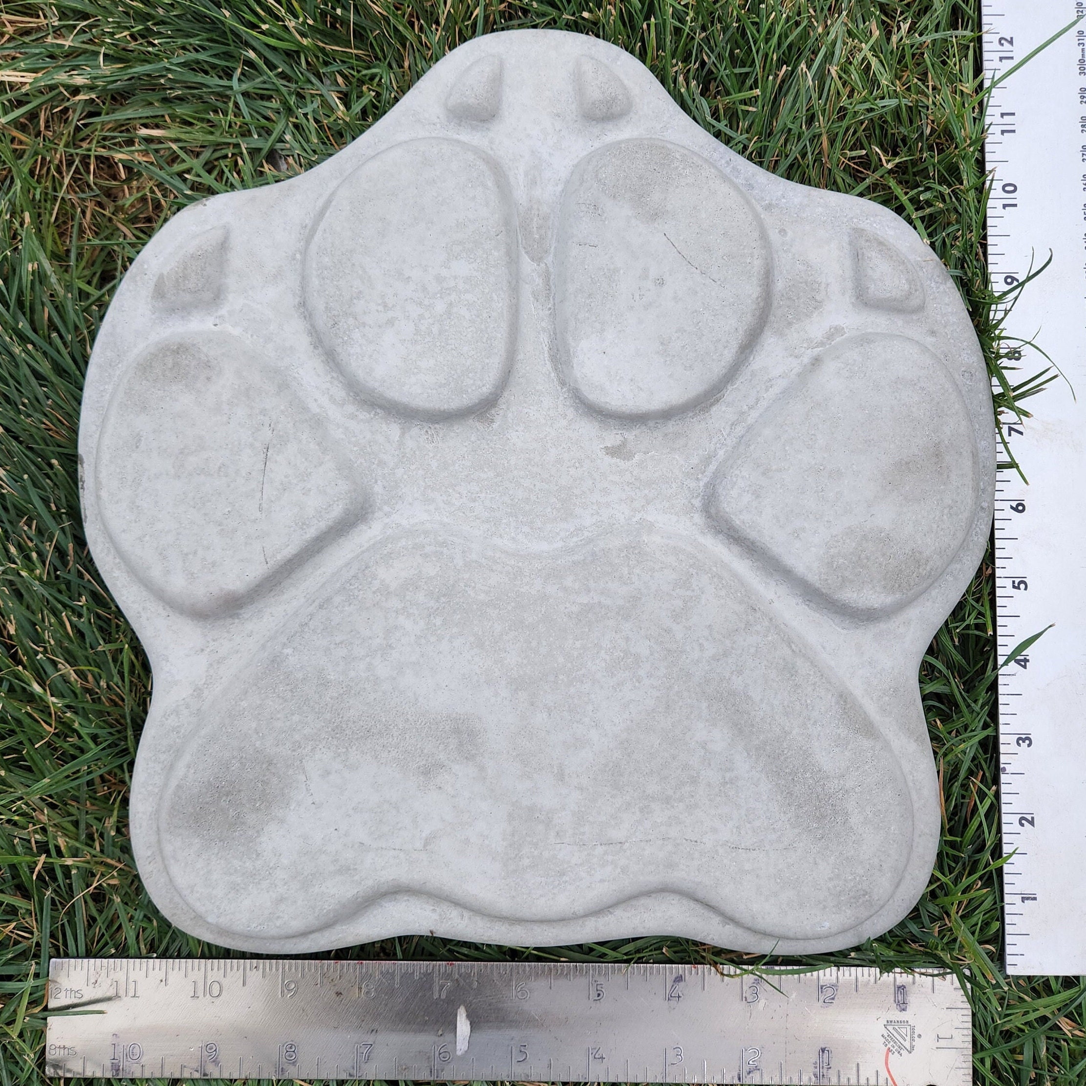 Stepping Stone Large Paw 12x12 Head Stone Dog Paw Gravestone Paw Garden ...