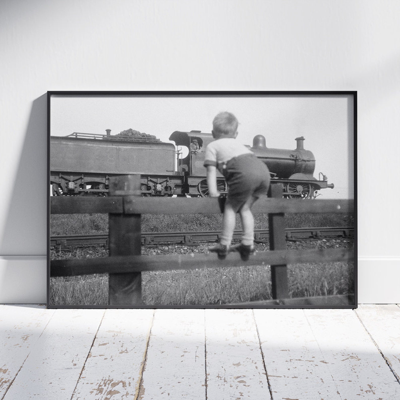 Train Watching, Vintage Photo, Wall Art, Digital Download - Etsy