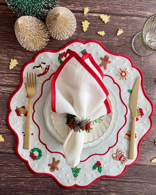 Christmas Table Decoration Linens, Christmas Dinner Table Linens ...
