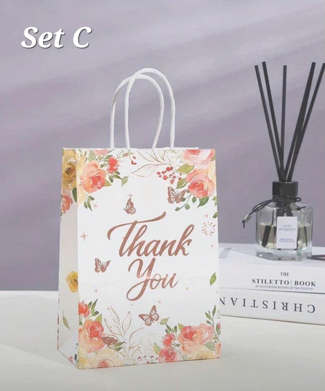 One Set of Team Bride Paper Party Bags With Handles, 5 Pieces Hen Party ...