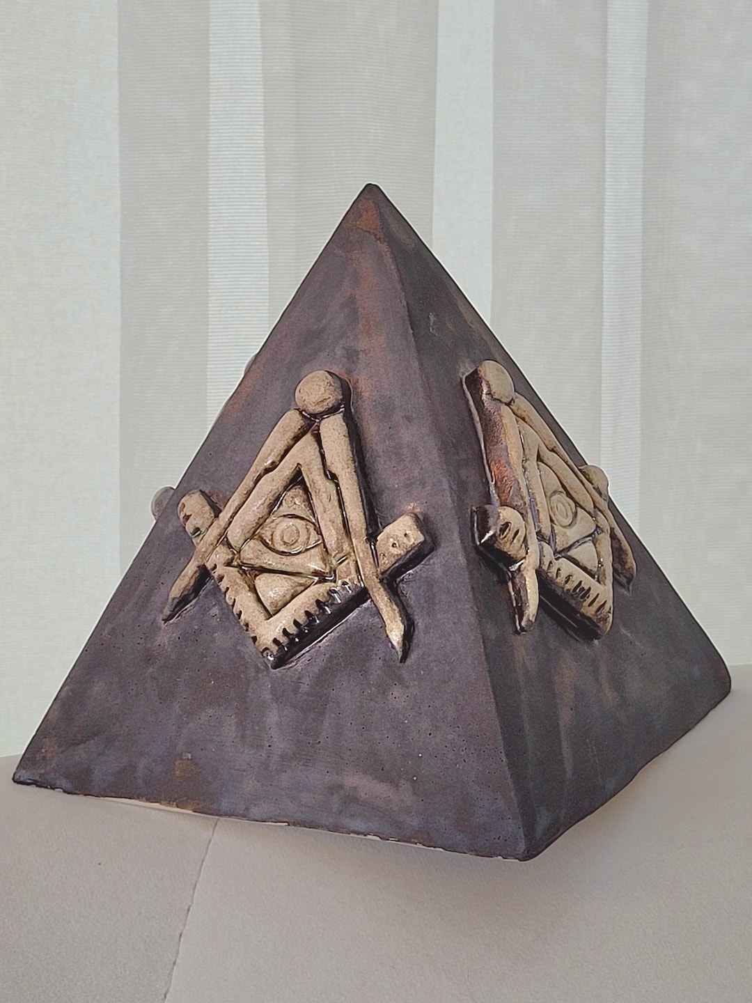 Masonic Pyramid Ceramic Symbol Bronze Seeing Eye, Miter & Compass ...