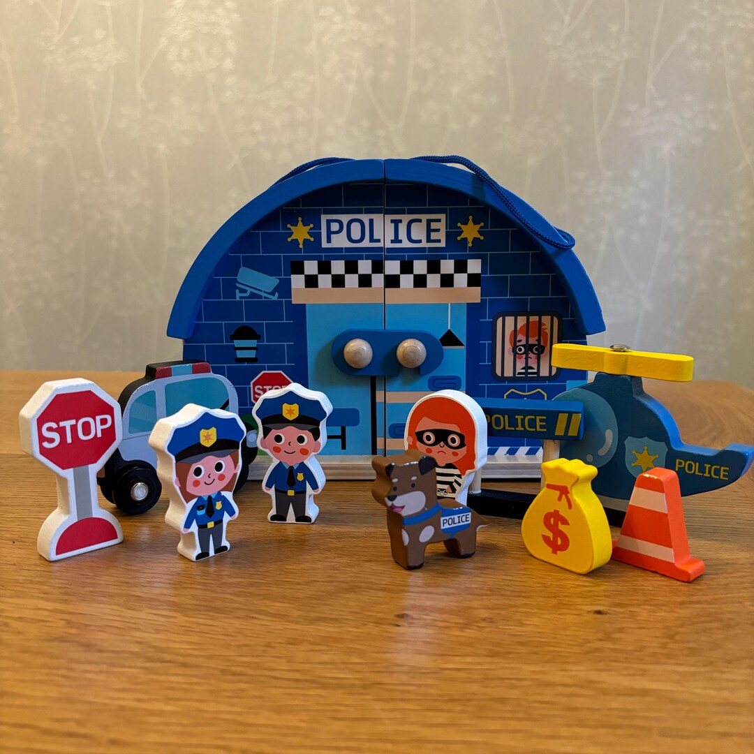 Personalised, Wooden Police Station Set With Wooden Figures and Handy ...