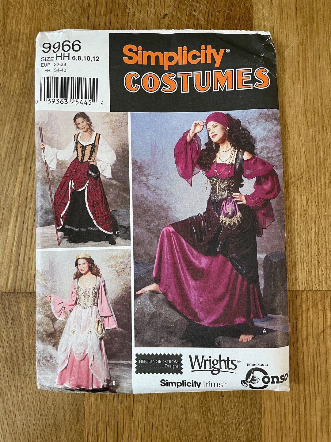 Simplicity Pattern 9966, Womens Size 6-12 Ou 14-20 Gypsy and Medieval ...