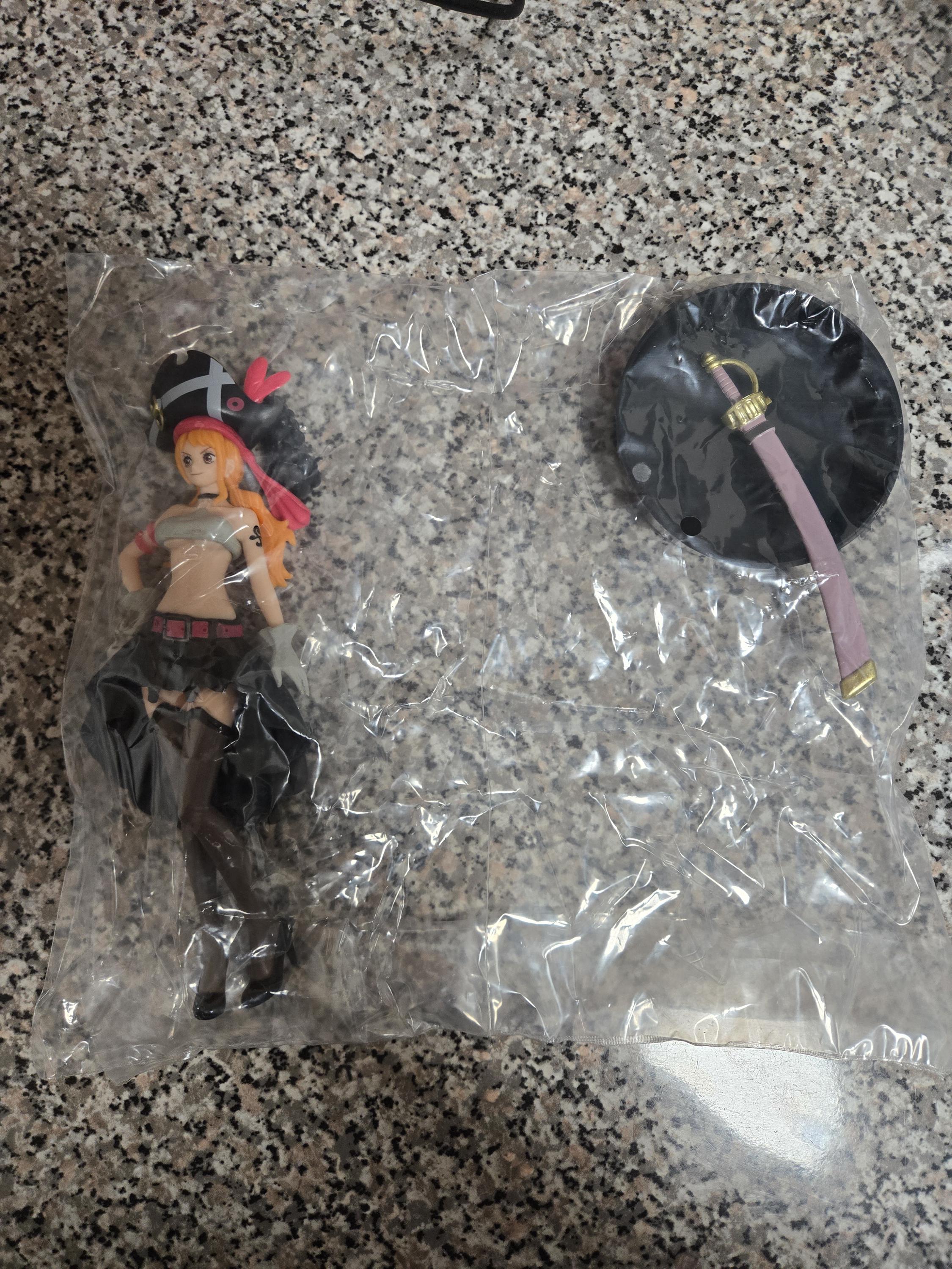 Nami One Piece Statue - Etsy