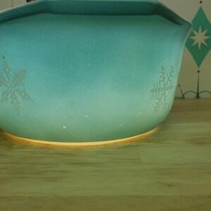 Vintage Pyrex Turquoise Snowflake 043 1 1/2 Qt Oval Casserole - Etsy
