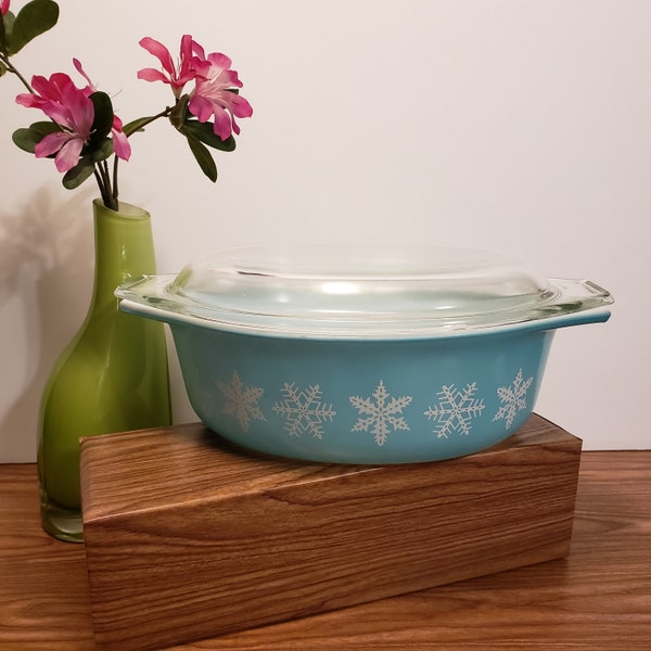 Vintage Pyrex Dish - Etsy
