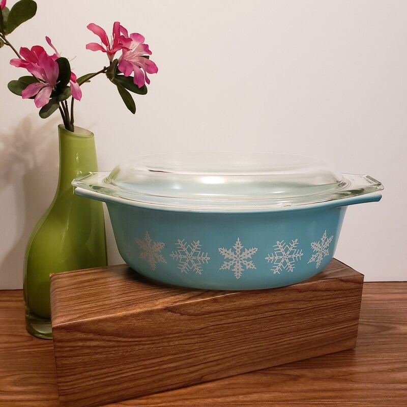 Vintage Pyrex Dish - Etsy