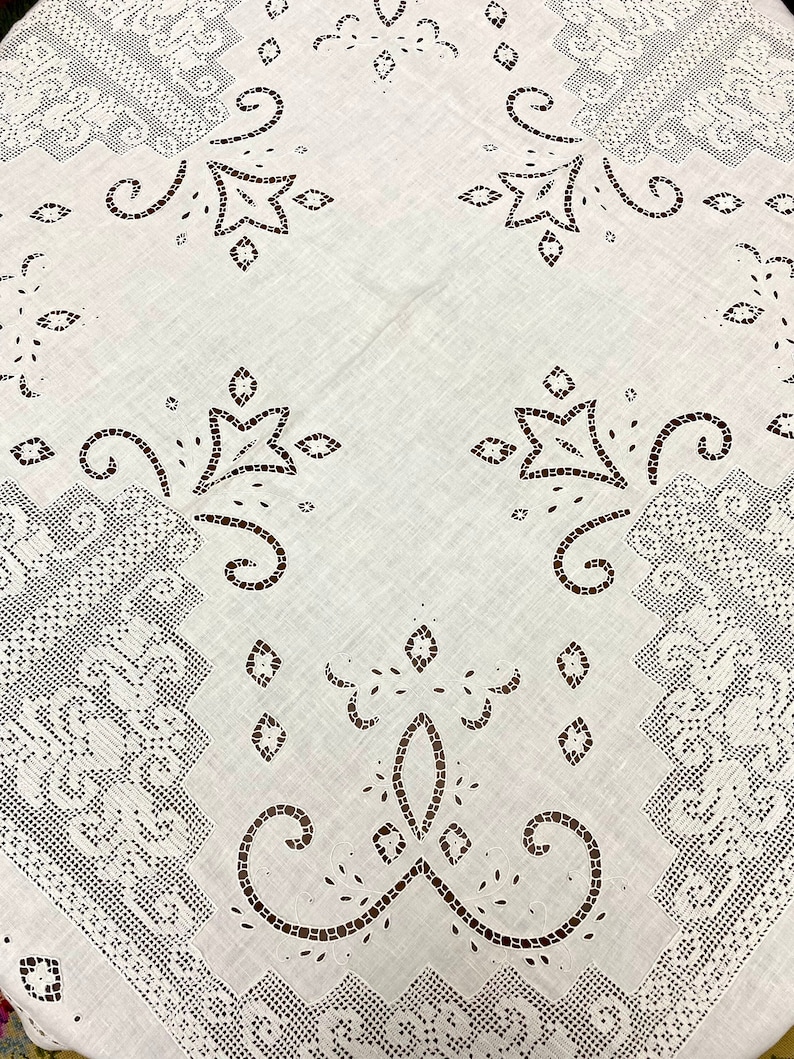 Greek White Linen Tablecloth – Hand‑embroidered Richelieu Cutwork Cover ...