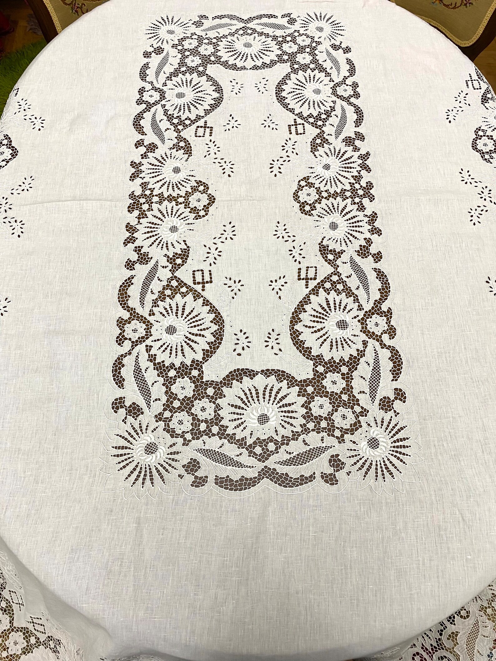 Cut Work Embroidery Linens Table Cloth, Luxurious Rectangle Lacy Table ...