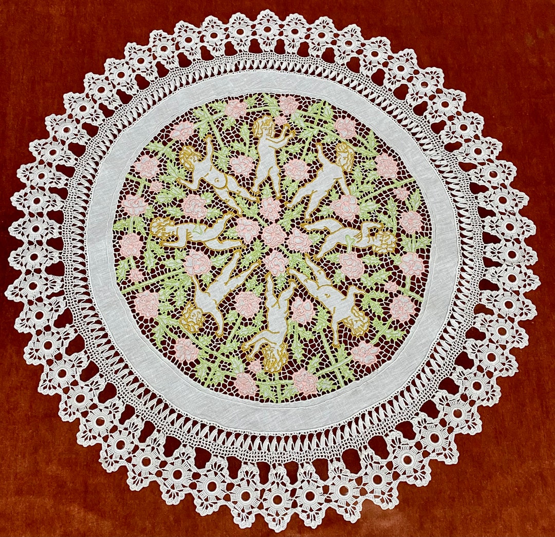 Vintage Round Angel Table Top Cover, Classic White Handmade Table Cover ...