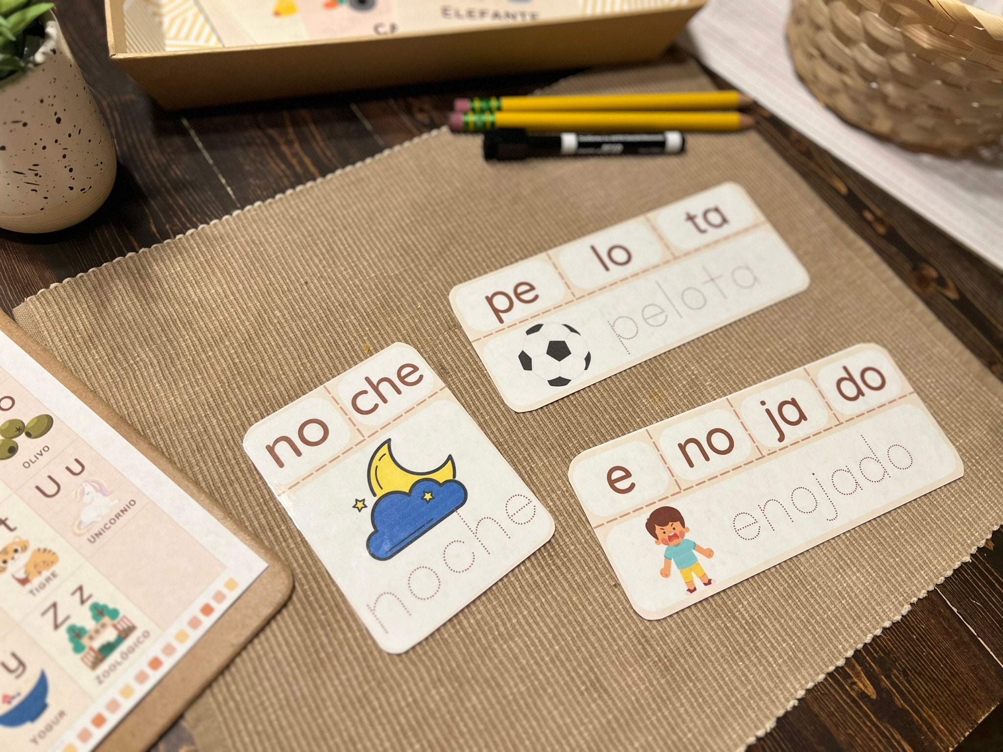 Palabras con silabas A E I O, Sílabas en español, Recursos bilingües ...