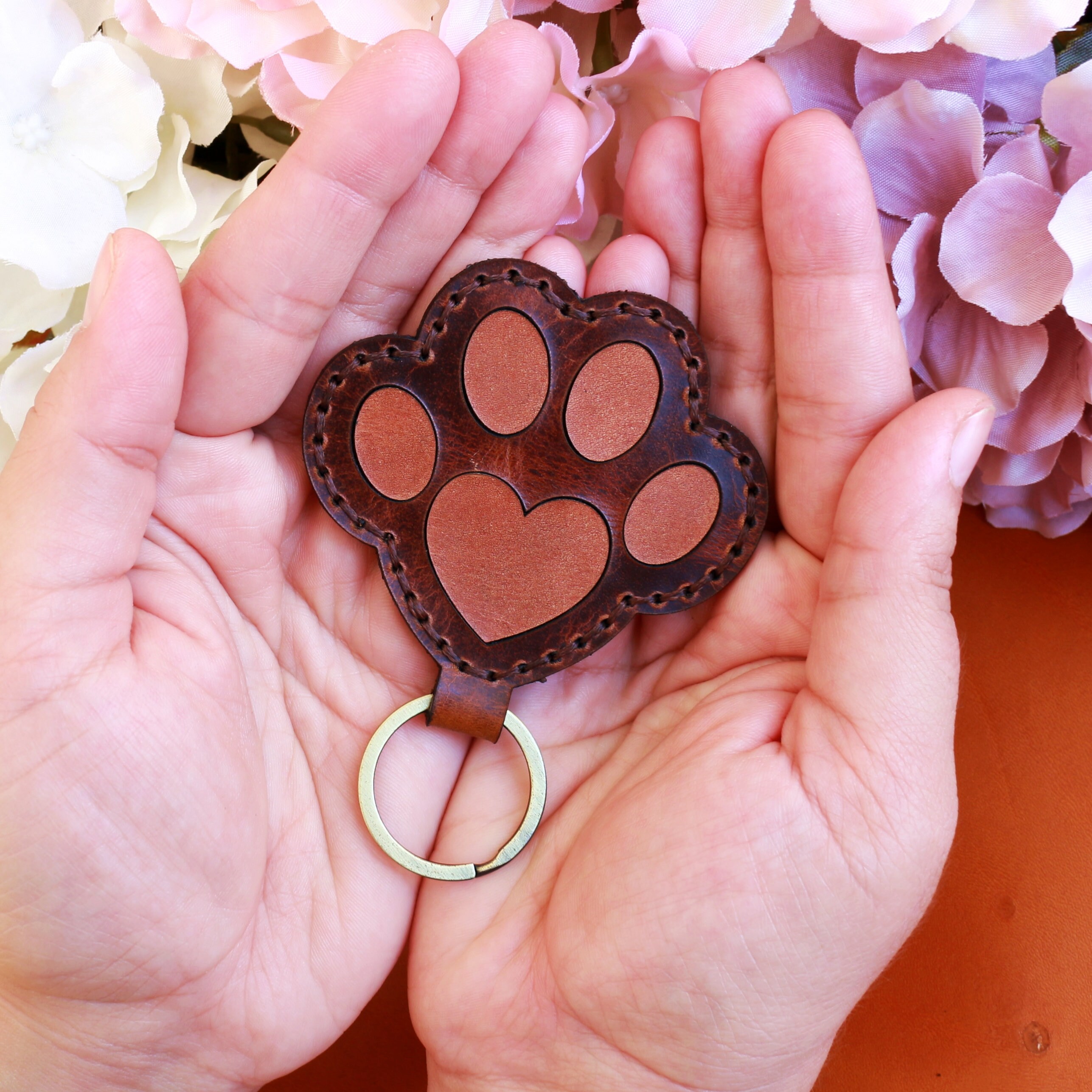 Leather Key Fob Template: Paw Print Keychain Pattern (PDF-SVG-DXF) - Etsy