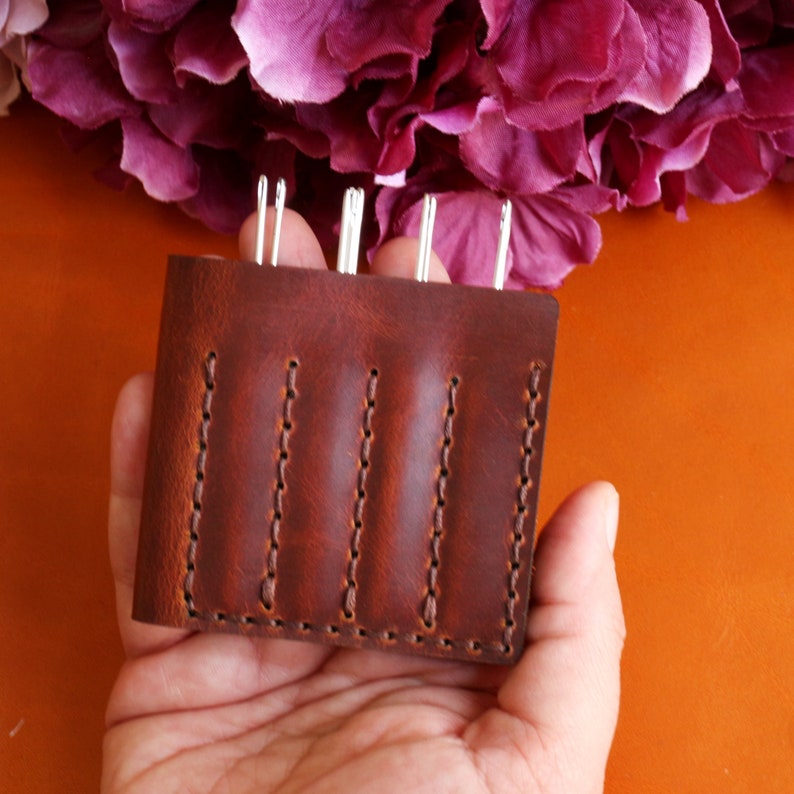Leather Pincushion PDF Pattern, DIY Needle Case (svg, Dxf) - Etsy Canada