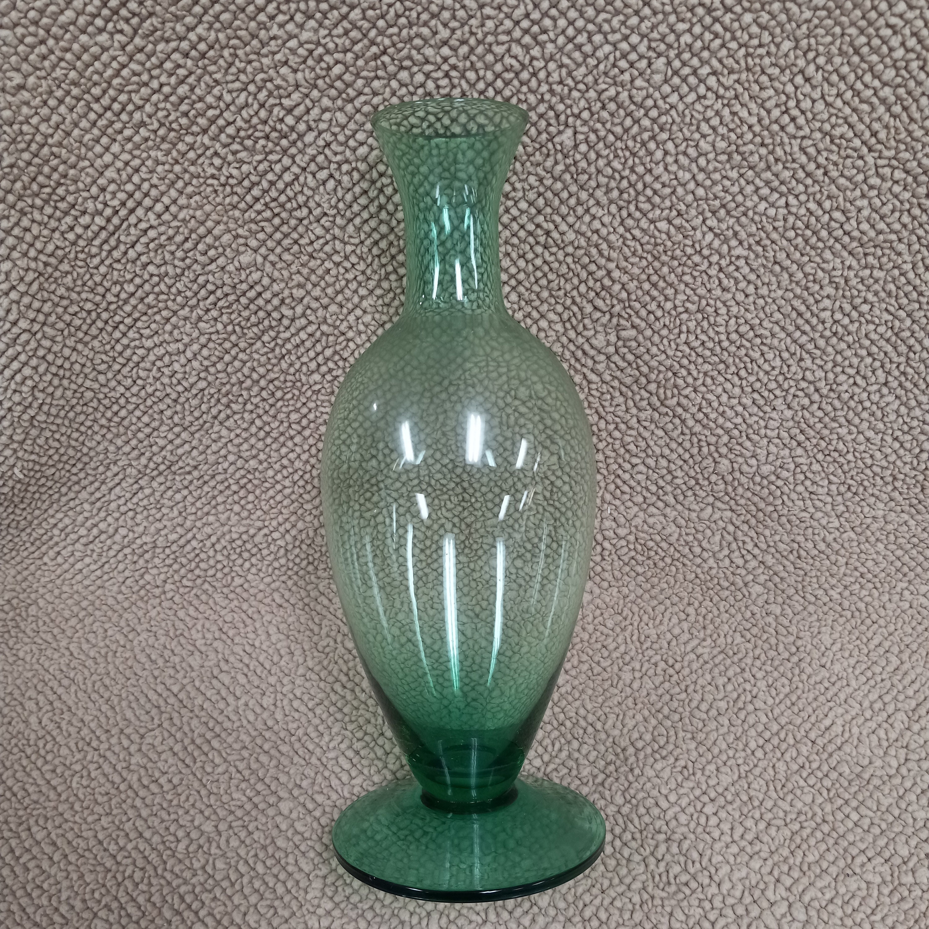 Mid Century Modern Light Green Glass Vase: Art Deco Centerpiece - Etsy