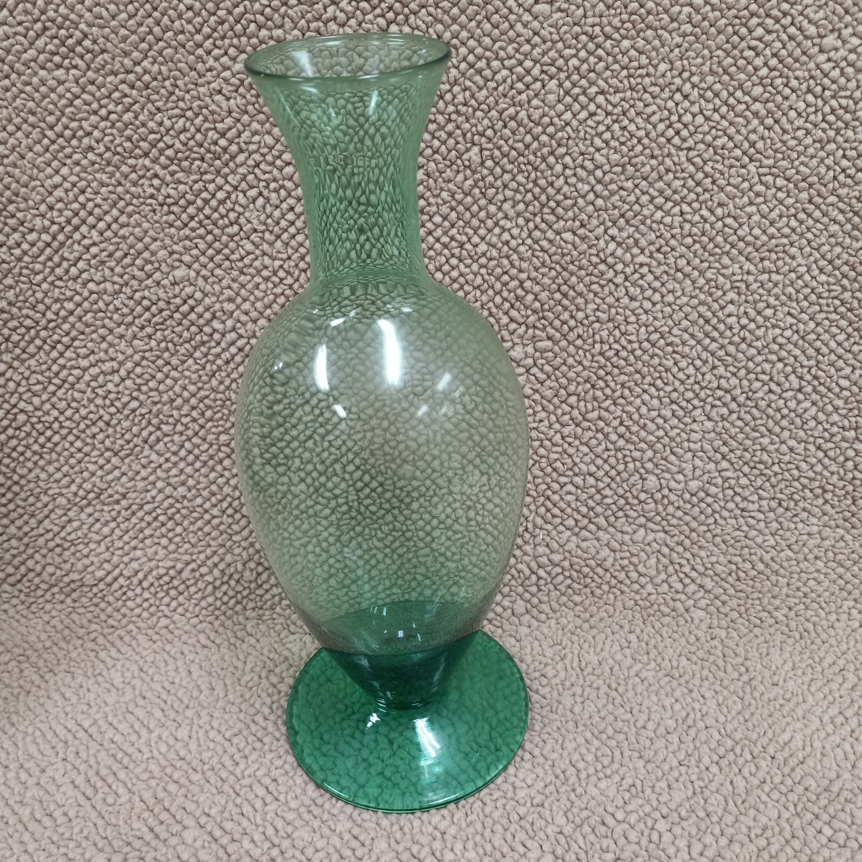 Mid Century Modern Light Green Glass Vase: Art Deco Centerpiece - Etsy