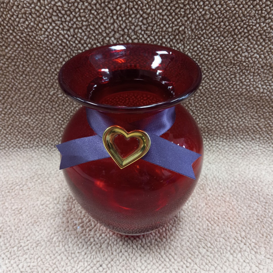 Vintage Teleflora Ruby Red Glass Vase With Golden Heart - Etsy