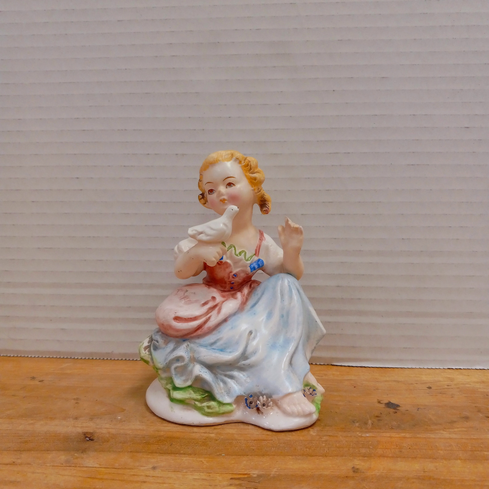 Capodimonte Style Figurine Girl With White Dove by Arnart Import ...