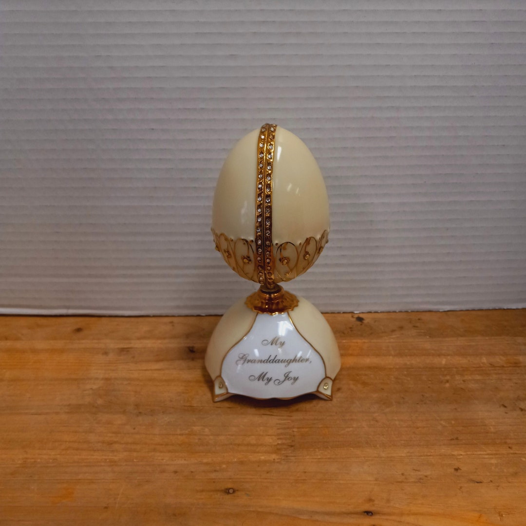 Vintage Misic Box Granddaughter's Grace by Ardleich Elliot, Music Box ...