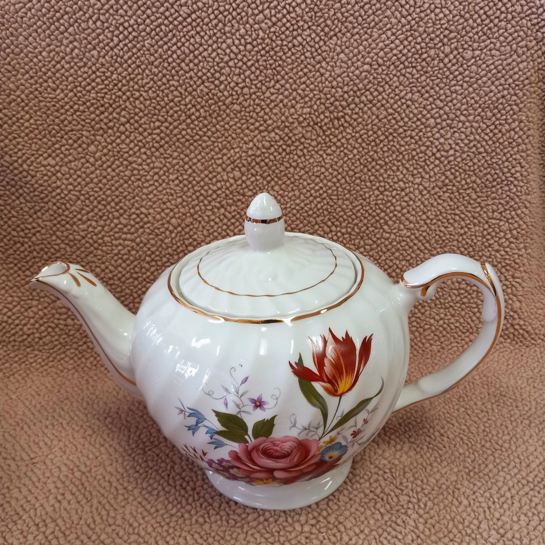 Vintage Ellgreave Teapot, Vintage Wood and Sons Teapot, Made in England ...
