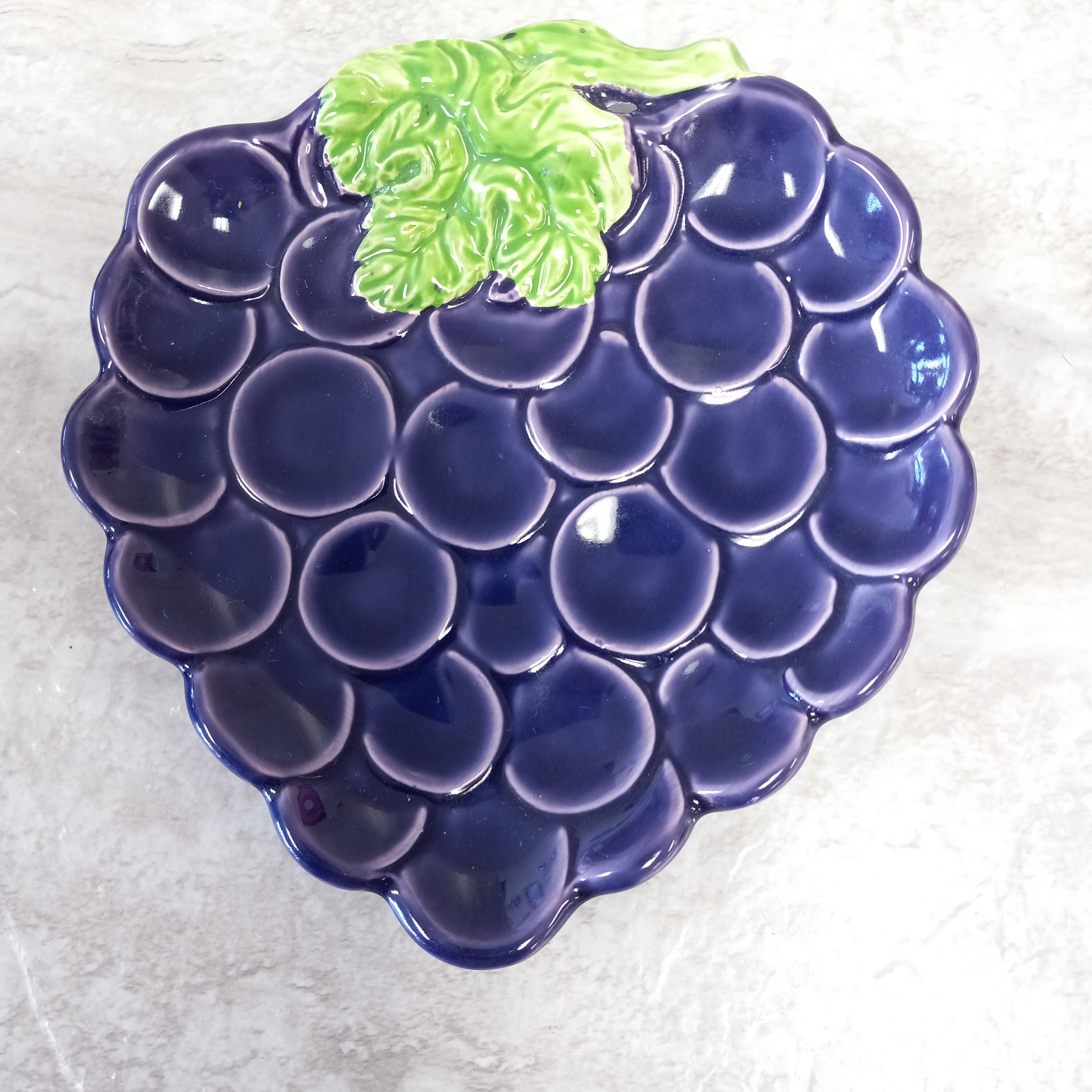 Pair of 2 Sculpted Grape Dishes Fruit Dishes Purple Grape - Etsy