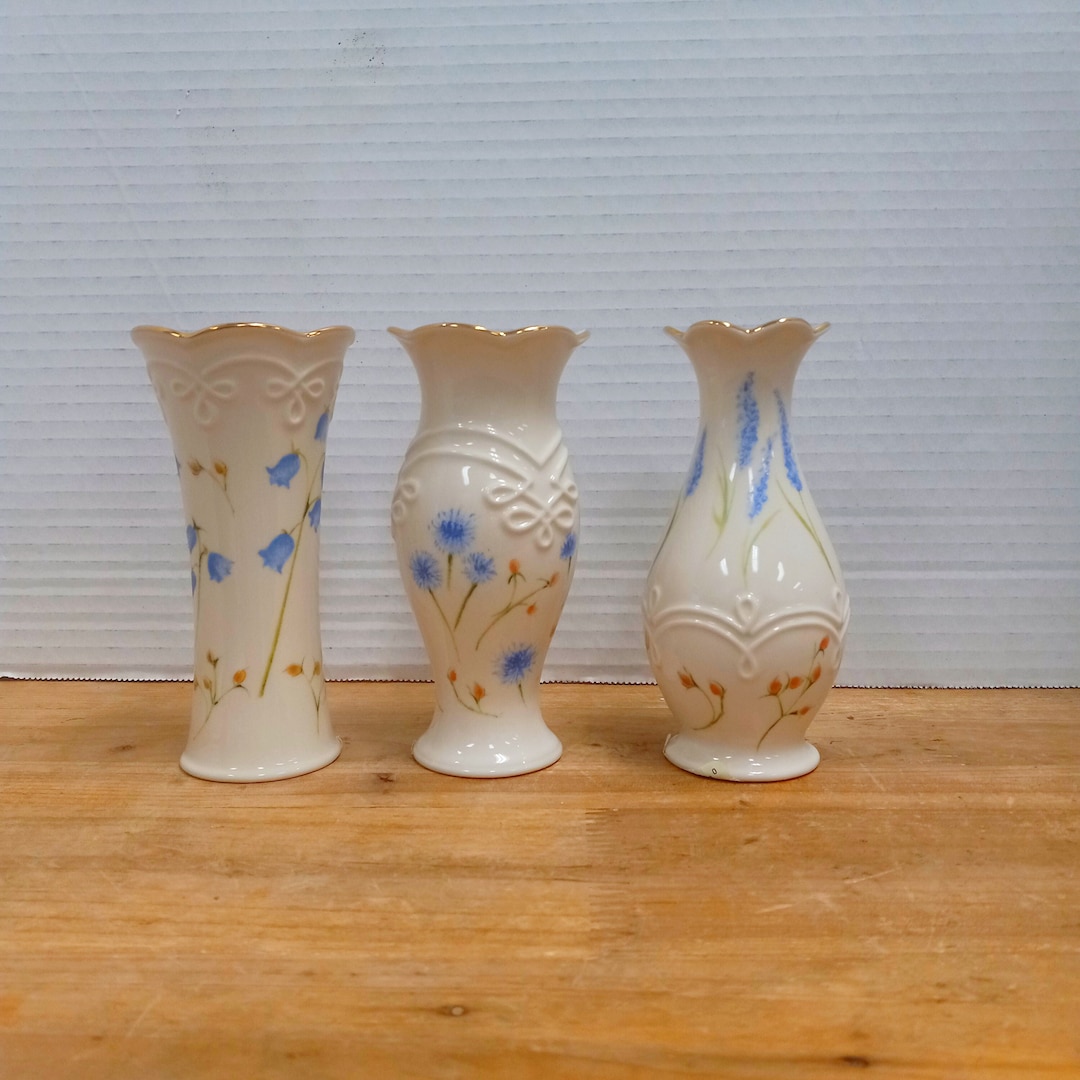 Set of 3 Lenox Bud Vases White/blue W/t Tag and Box, Blue and White ...