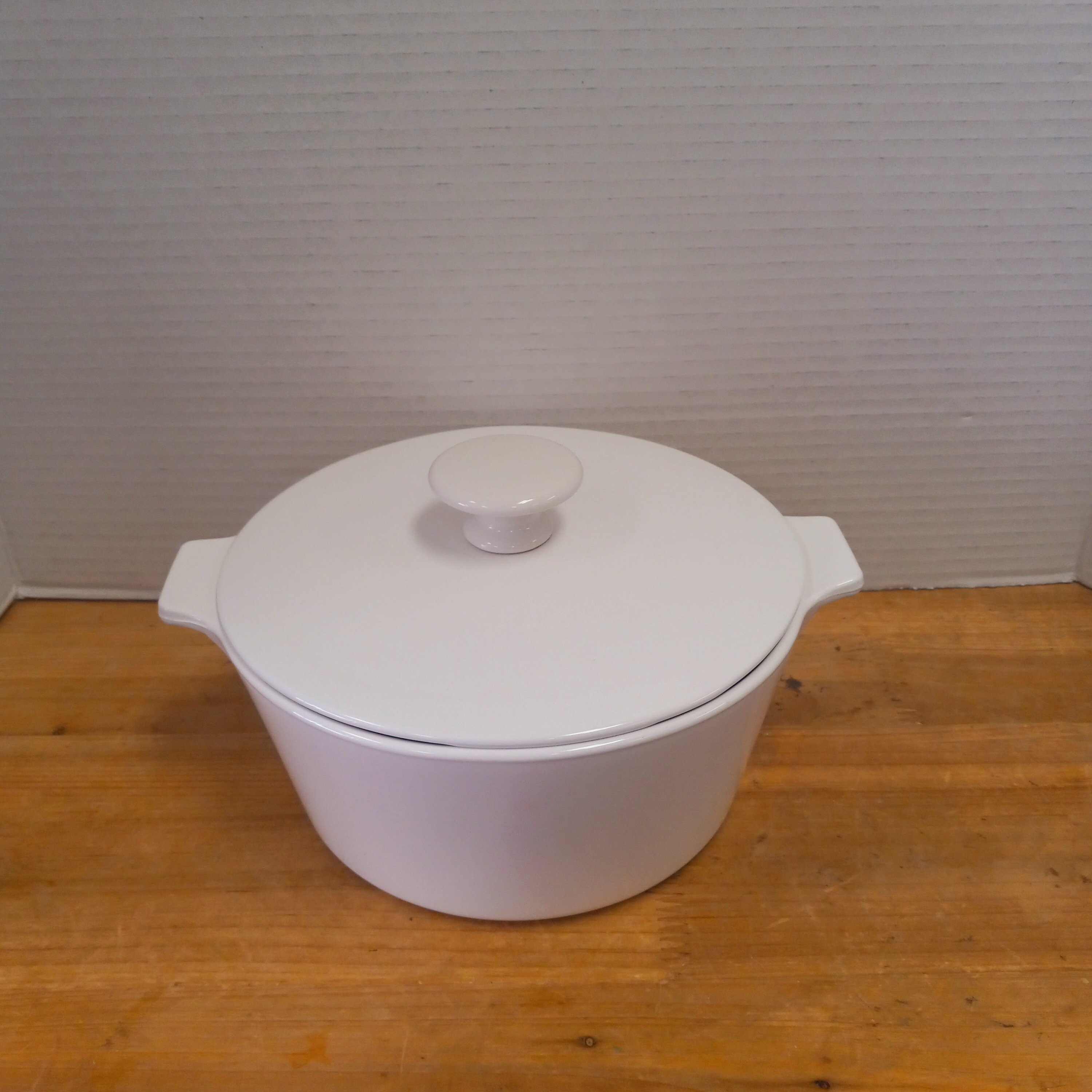 Vintage Corning Ware Centura Covered Serving Bowl, White Corning Ware ...