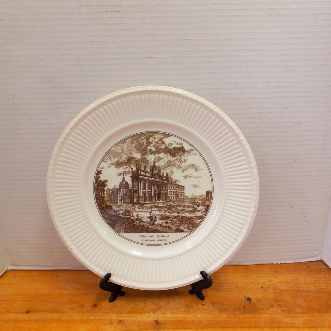 Wedgwood and Barlaston Plate W/t the Cathedral of the Pope, Plate St ...