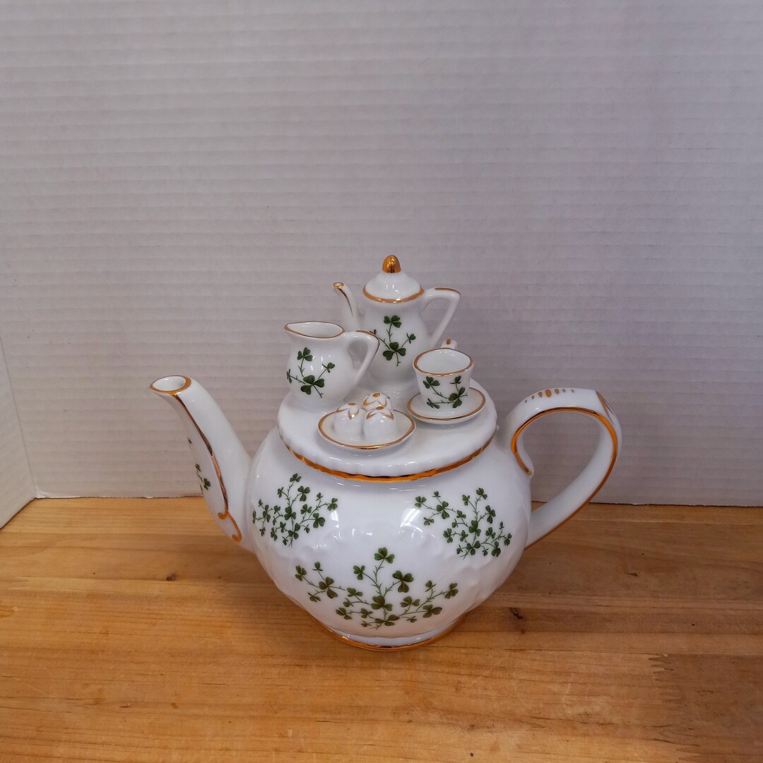 Fielder Keepsakes Teapot Shamrock, Teapot Shamrock, Teapot With Mini 3D ...