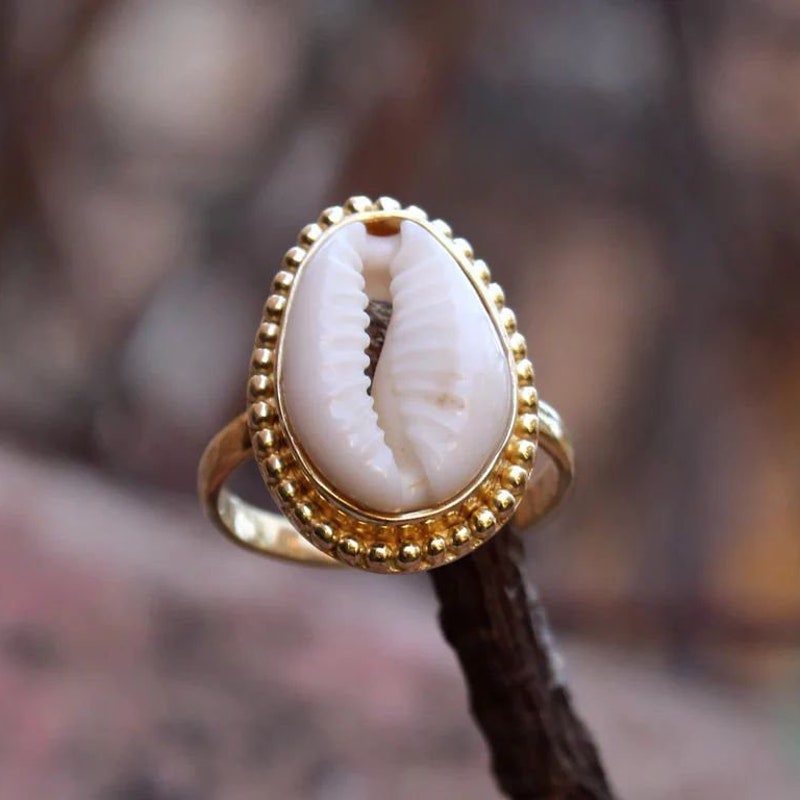 Cowrie Shell Ring - Etsy