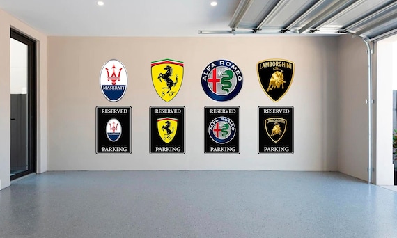 Italian Cars Logo