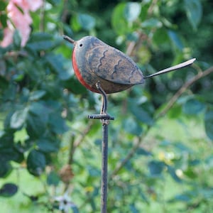 Tin Robin on Stake Stick Metal Garden Outdoor Decoration 100cm X 10cm ...