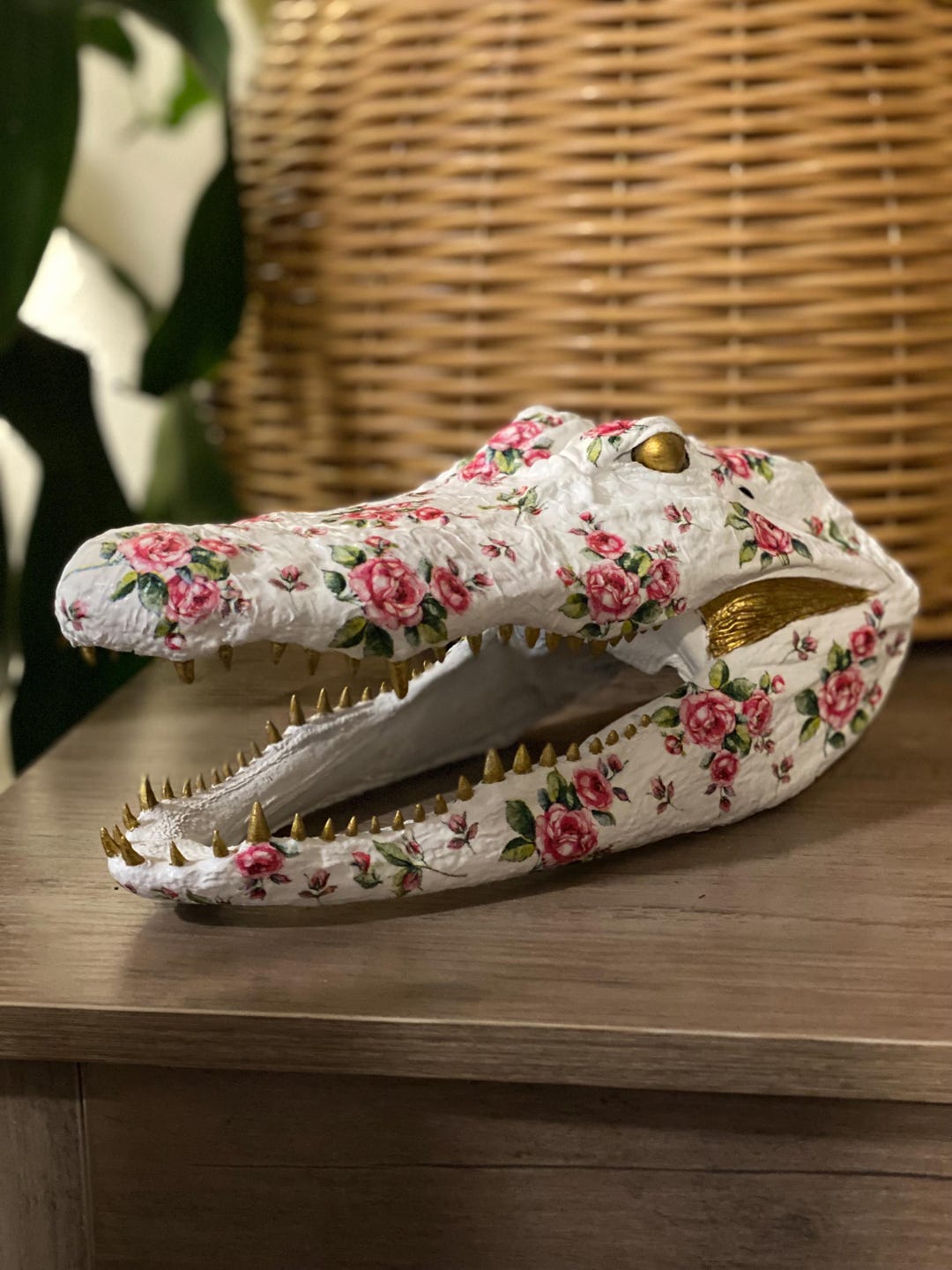 Real Alligator Head- Painted Alligator Head - Etsy