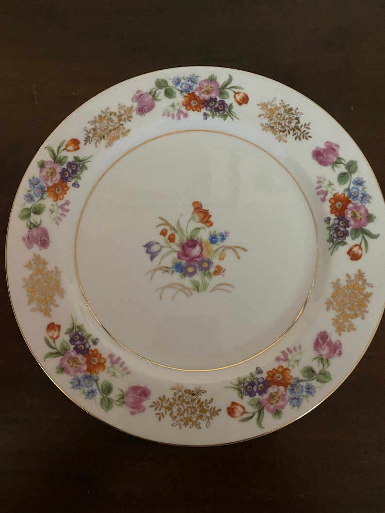 Union China // Made in Japan // Floral Pattern // 8 Place Settings // 5 ...