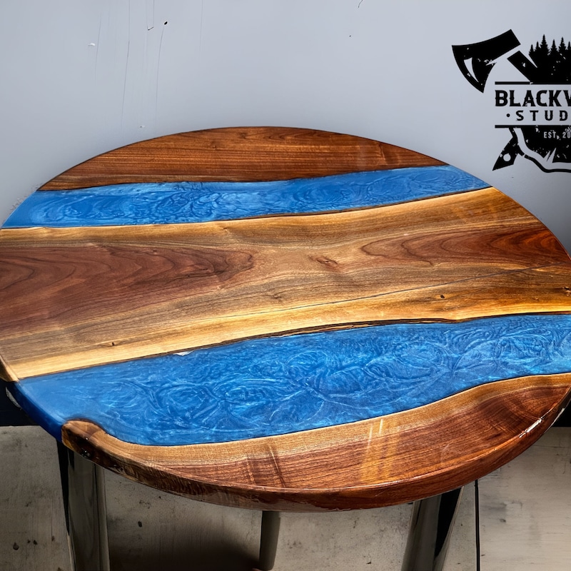 Live Edge Round Dining Table - Etsy
