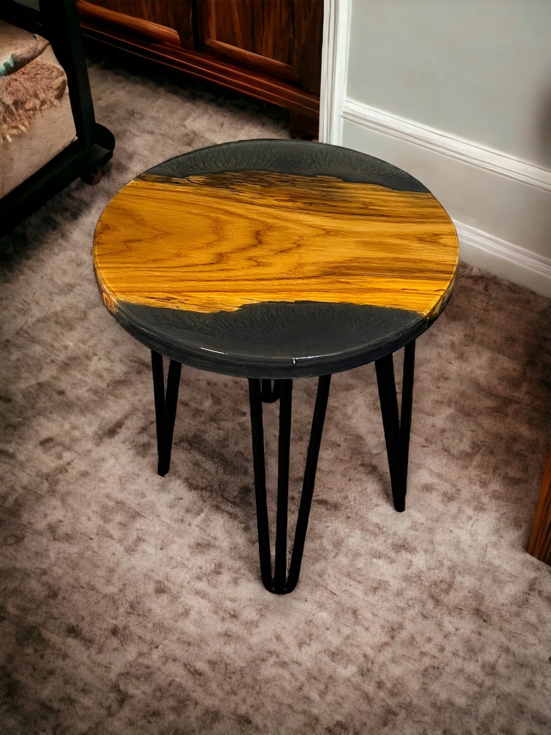 Cherry Wood & Black-gold Epoxy Round End Table - Etsy