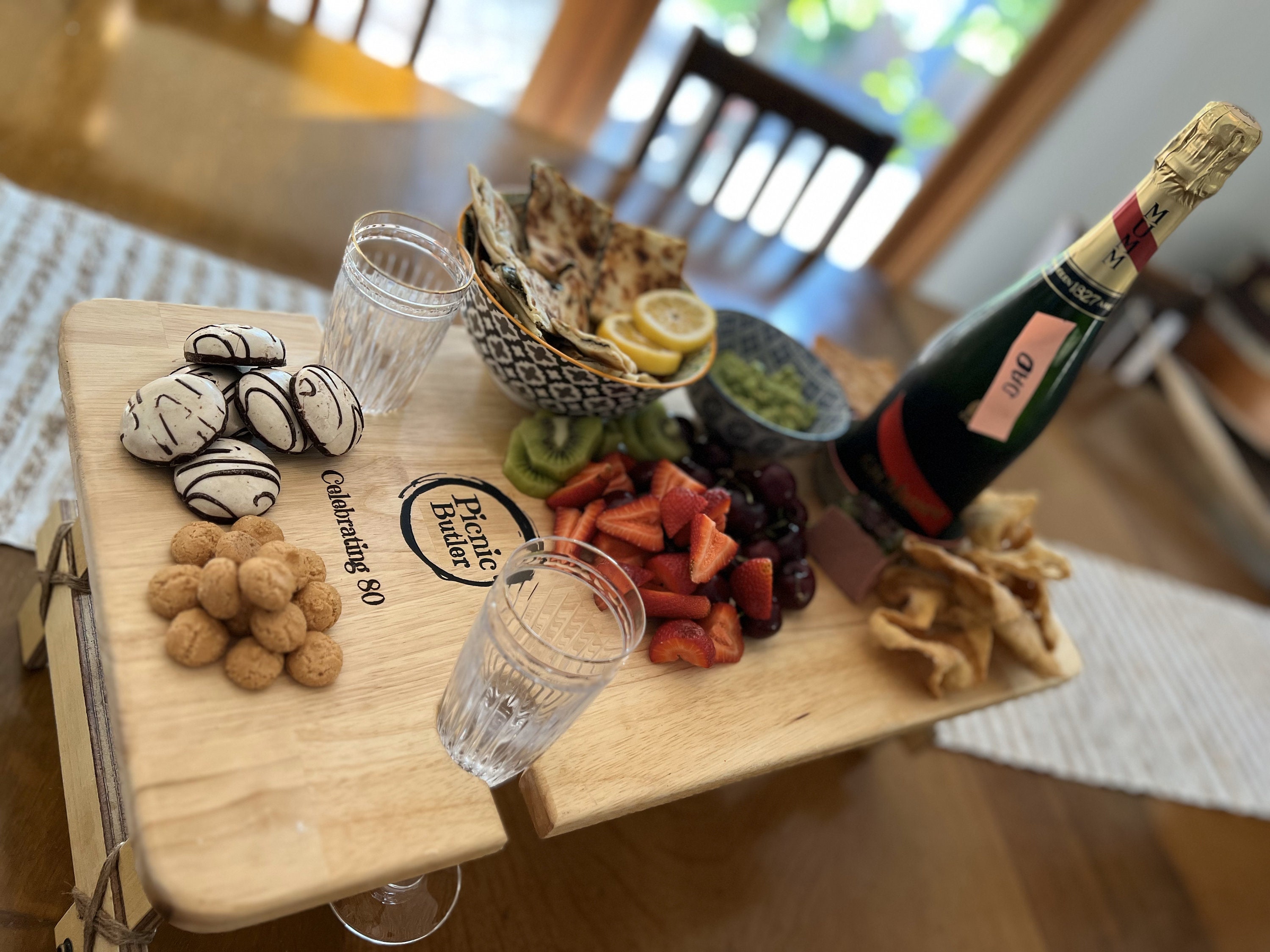 Picnic Butler amoré Fold-up Wine Table Handmade Gifts Sunset Cinemas ...