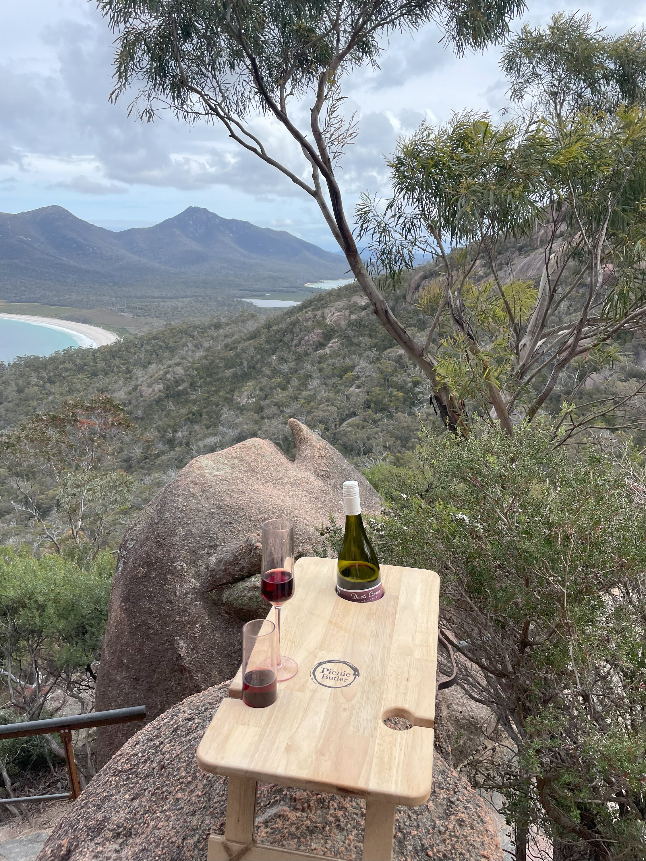 Picnic Butler amoré Fold-up Wine Table Handmade Gifts Sunset Cinemas ...