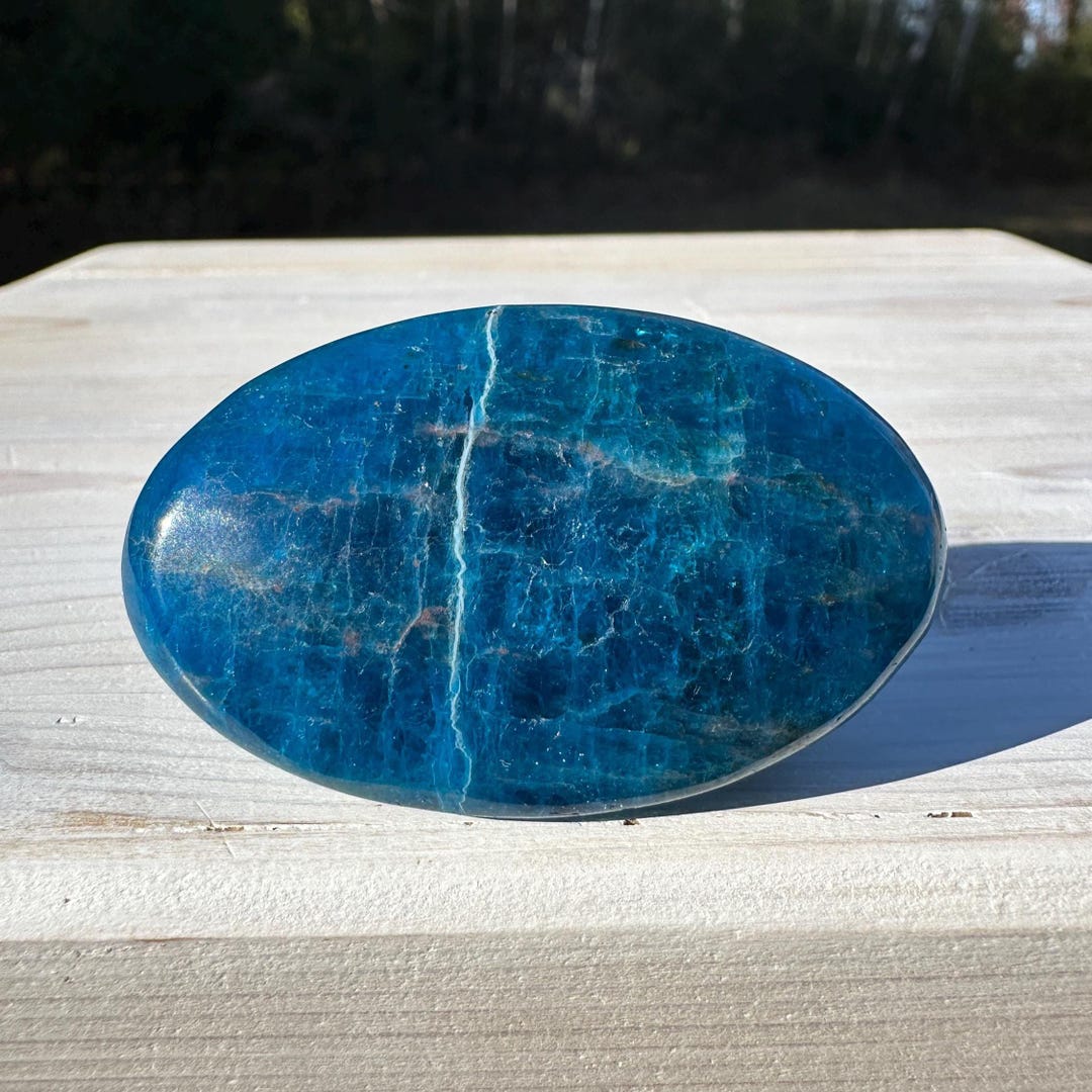 High Quality Natural Blue Apatite Palm Stone - #10 - Etsy