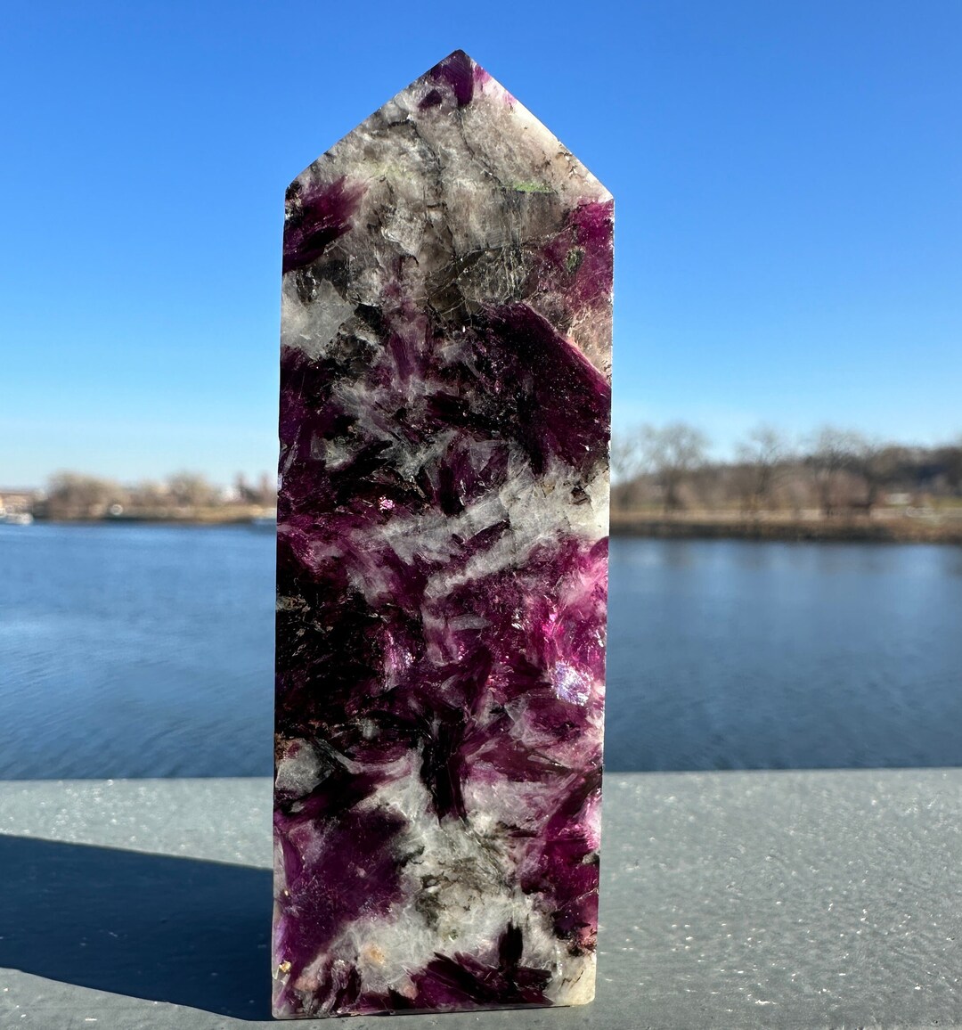 Flashy High Quality Lepidolite Crystal Tower High Flash Gem Lepidolite ...