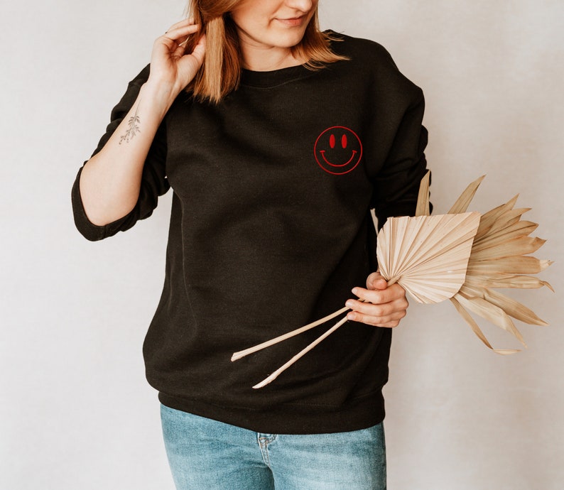 Embroidered Happy Face, Smile Face Embroidered Sweatshirt, Trendy Smile ...