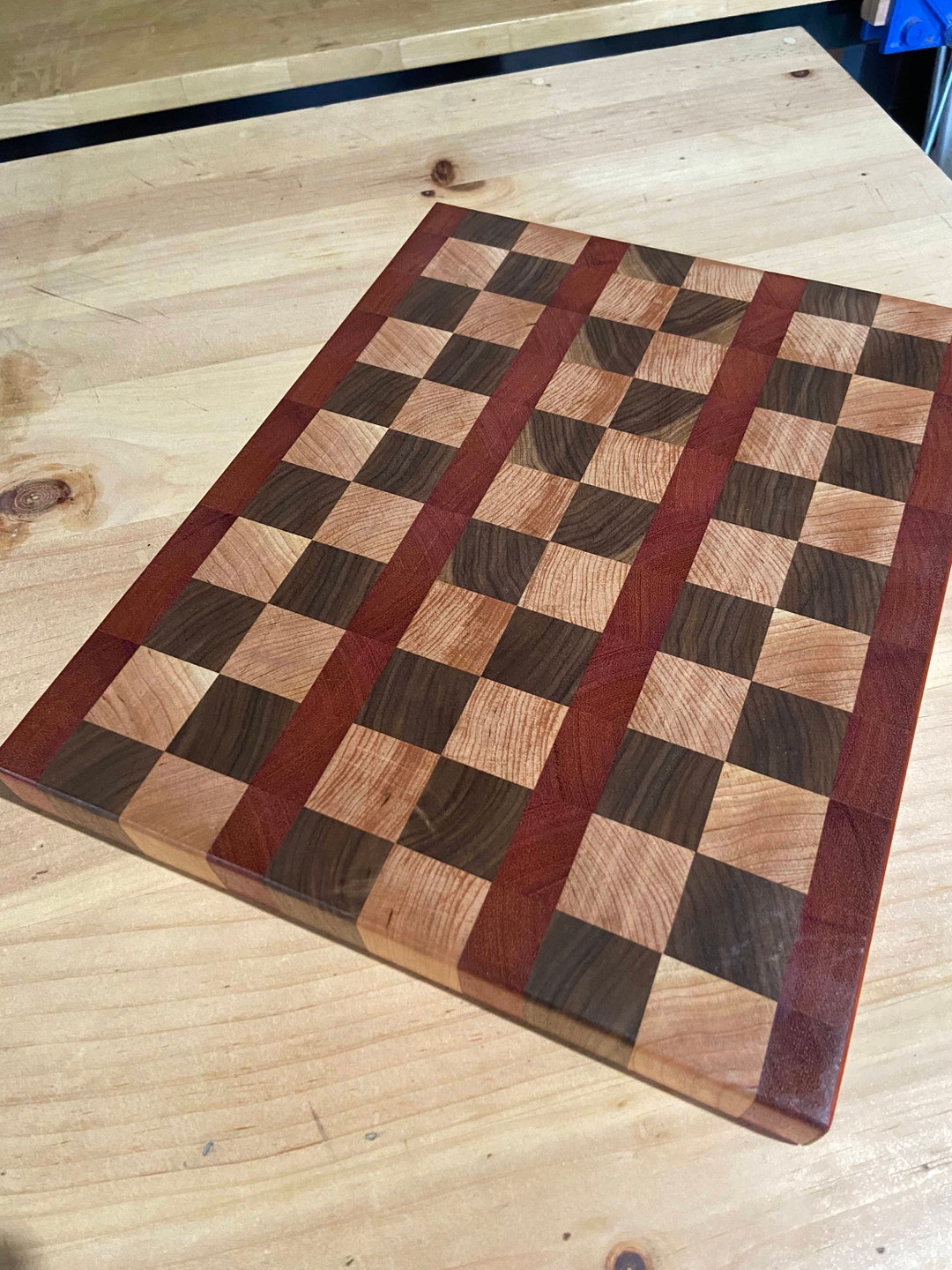 Handmade Walnut, Alder & Padauk Cutting Board - Etsy