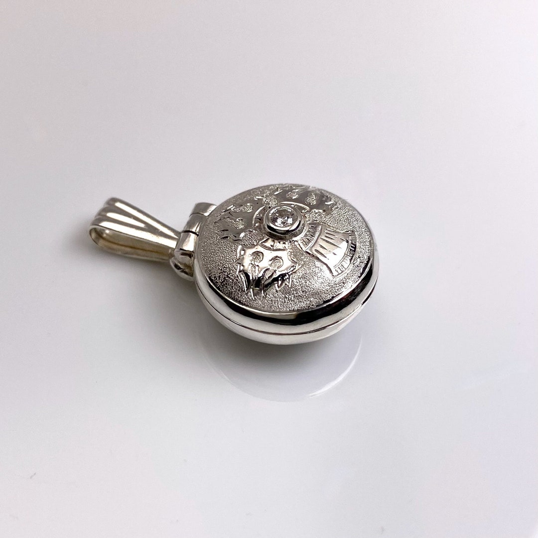 Sterling Silver Locket - Small Amulet, Keepsake - Etsy