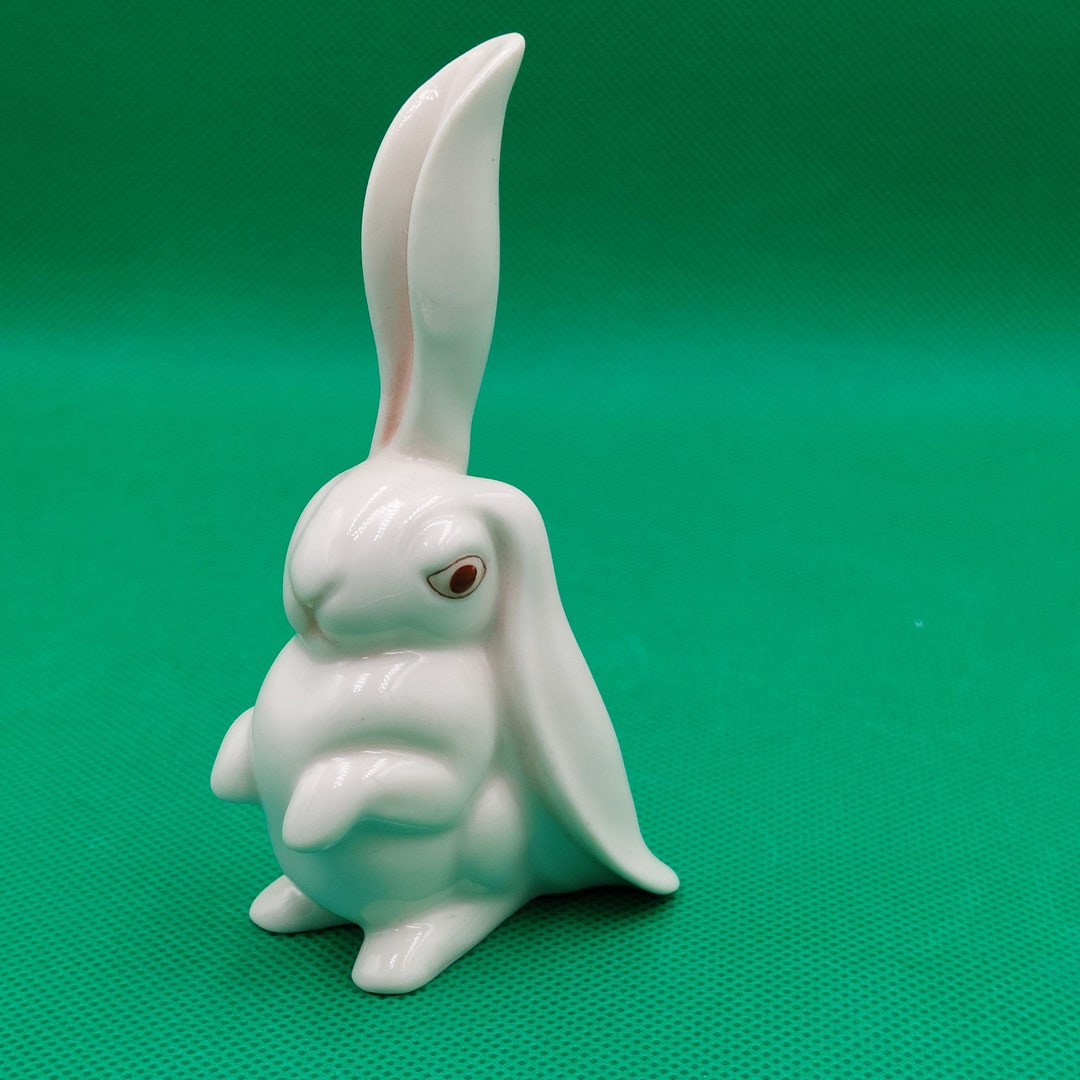 HEREND EASTER BUNNY- Vintage Easter Rabbit Figurine- Hungary Herend ...