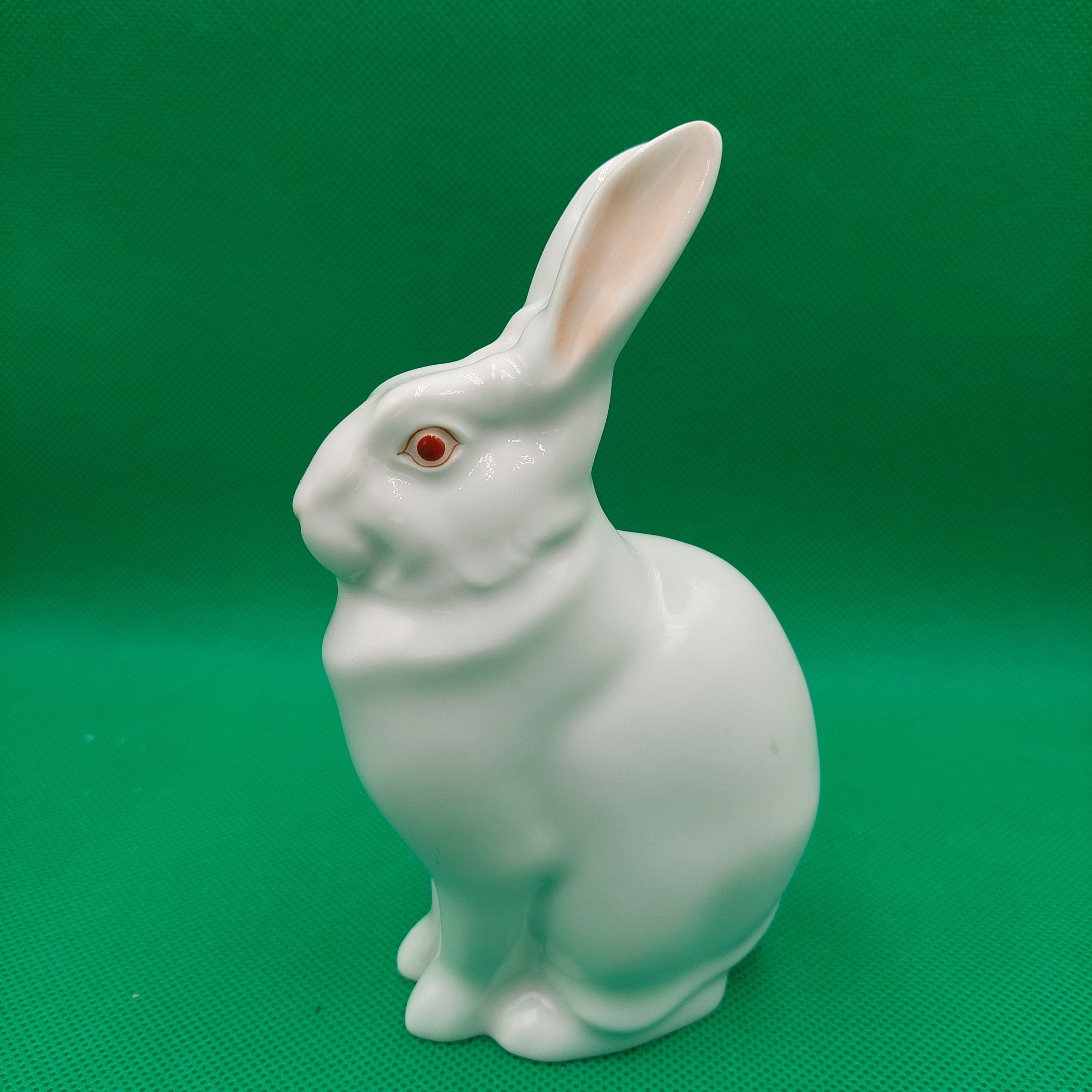 VINTAGE WHITE BUNNY Mid-century Porcelain Rabbit With Red Eyes Hungary ...